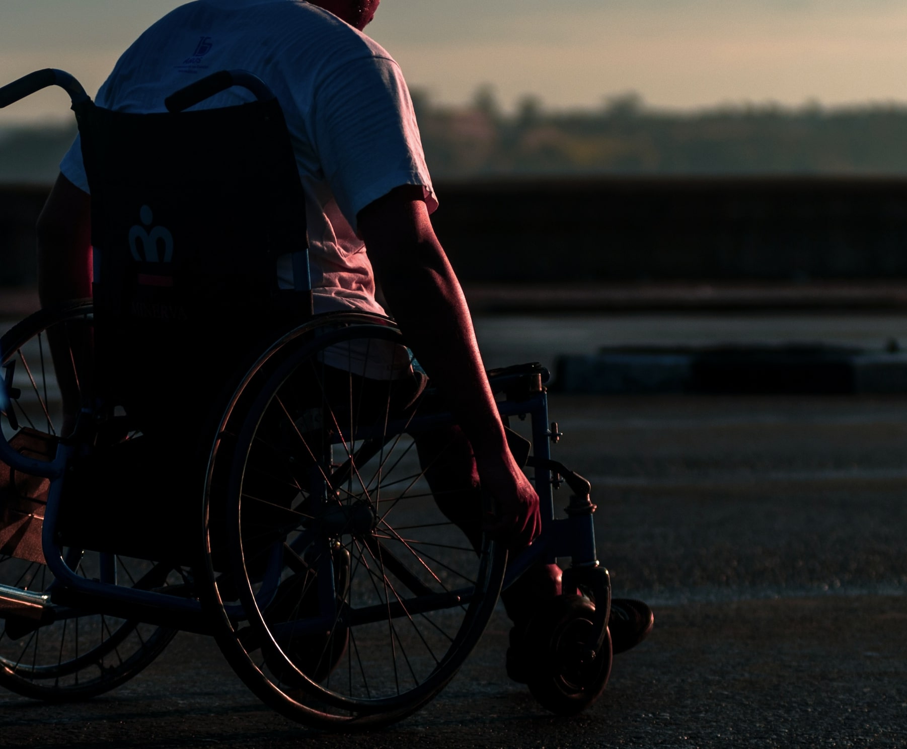 Road Note 21 (RN21): Enhancing the mobility of people with disabilities. Part 2: Guidelines for ...